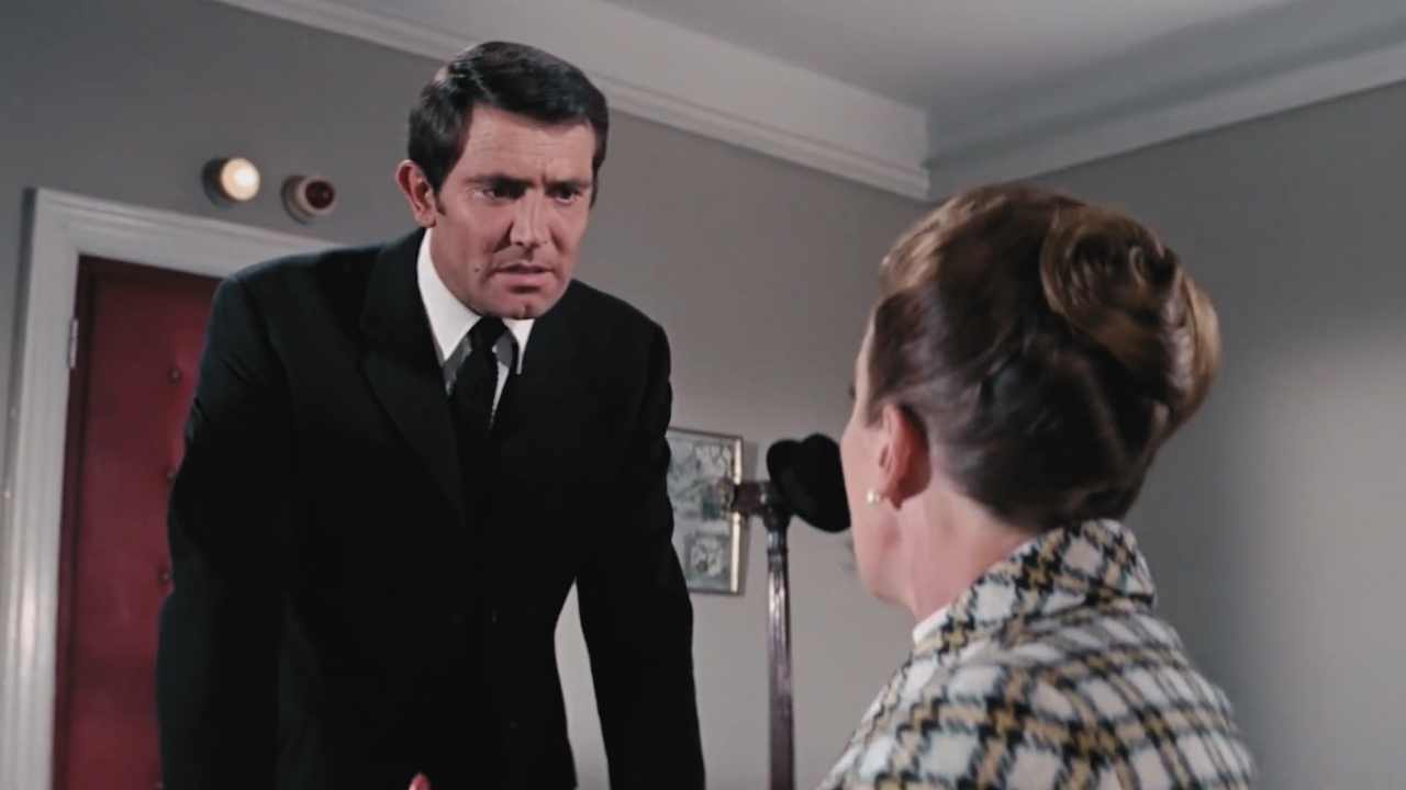 James Bond Actors in Order - From Sean Connery to Daniel Craig ...