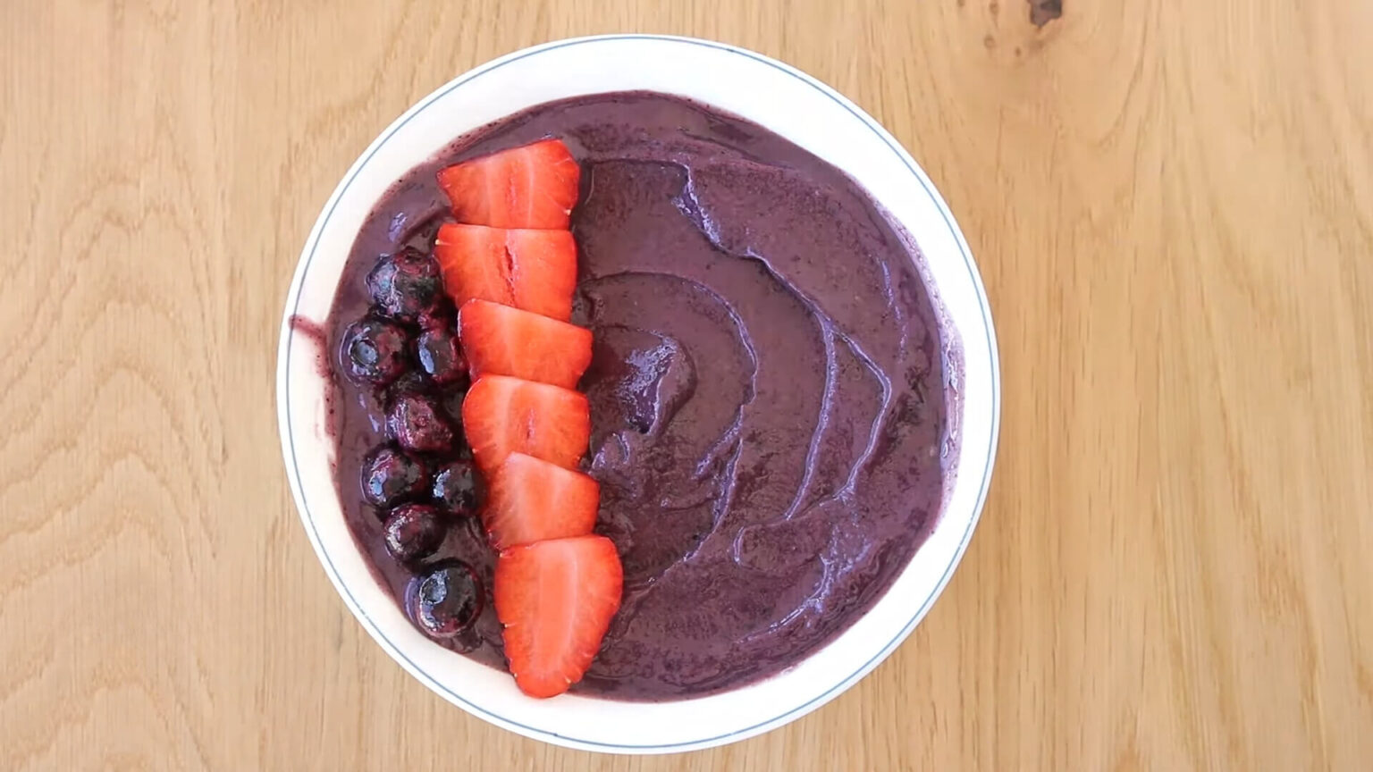 Delicious Açaí Na Tigela Recipe – Fresh & Healthy Brazilian Açaí Bowl ...