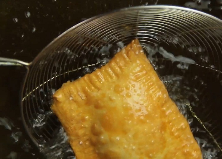 How to Make Authentic Brazilian Pastel at Home? - Hurfpostbrasil