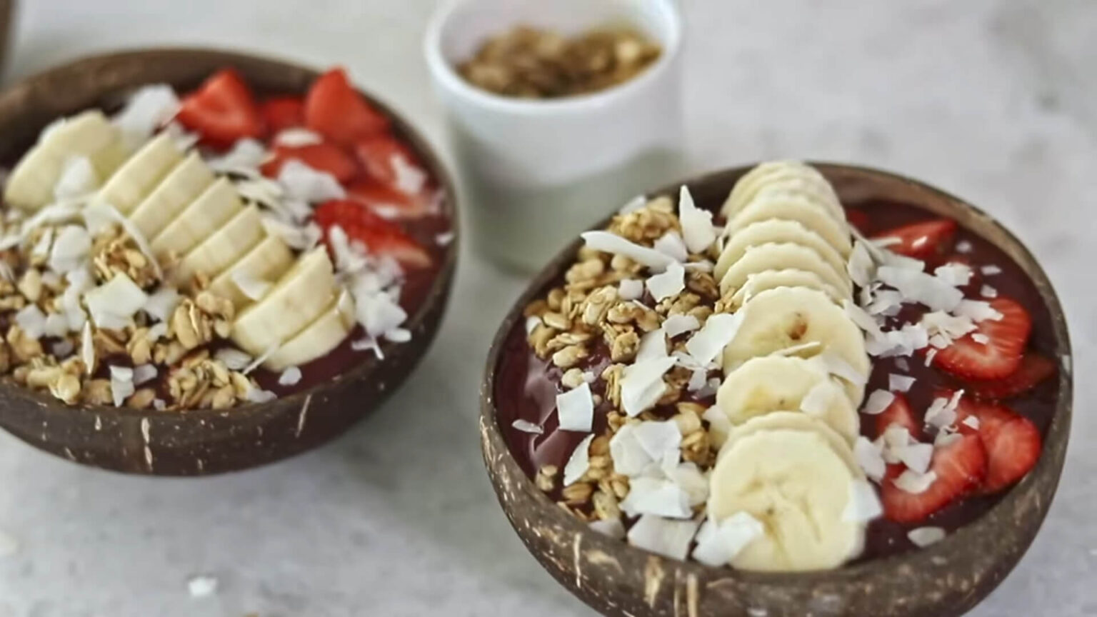 Delicious Açaí Na Tigela Recipe – Fresh & Healthy Brazilian Açaí Bowl ...
