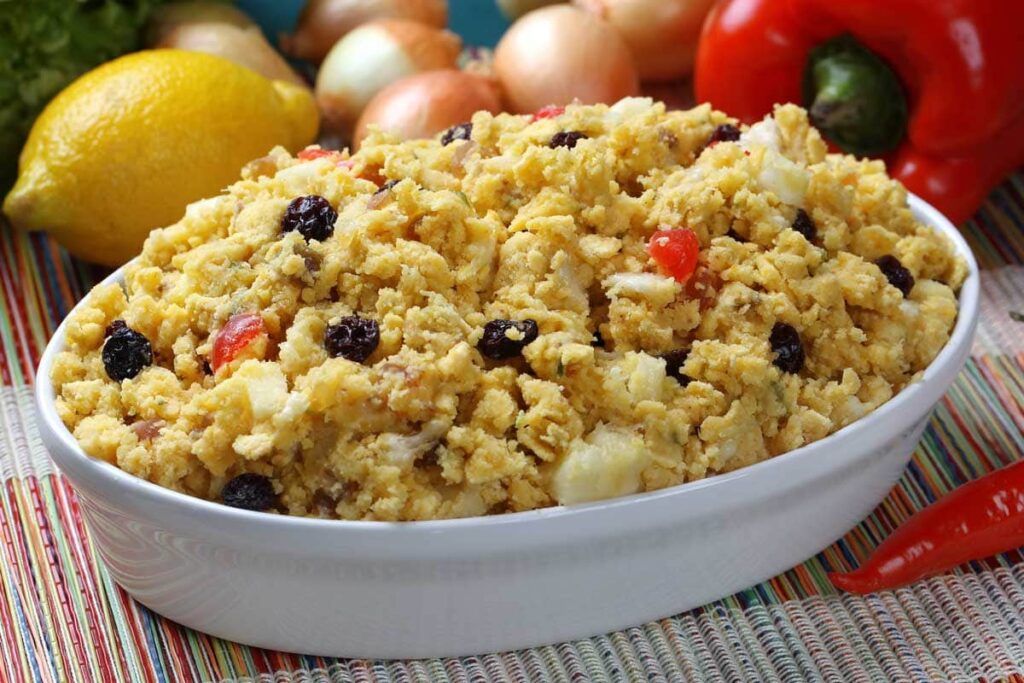 Brazilian Rice with Raisins Recipe - A Taste of Christmas in Brazil ...